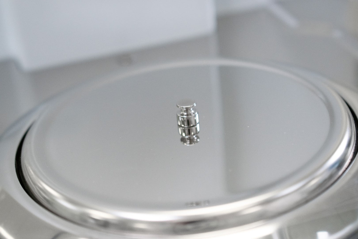 Microbalance | High Accuracy Lab Scales | Ossila