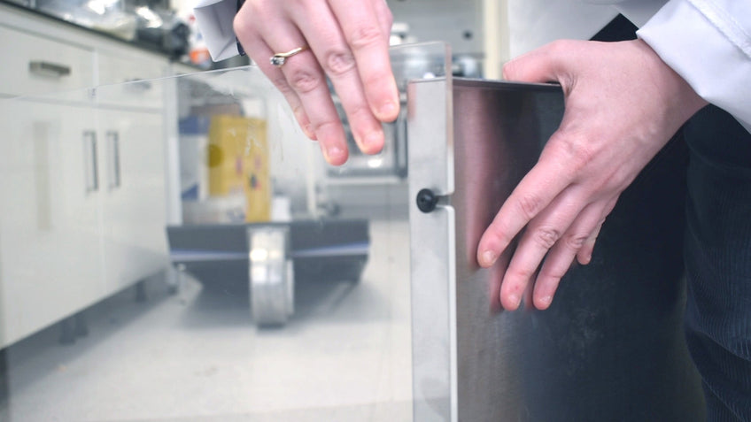 Assembling the Horizontal Laminar Flow Hood | Ossila
