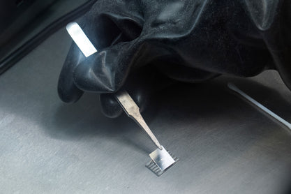 Solar Cell Encapsulation in a Glove Box | Ossila