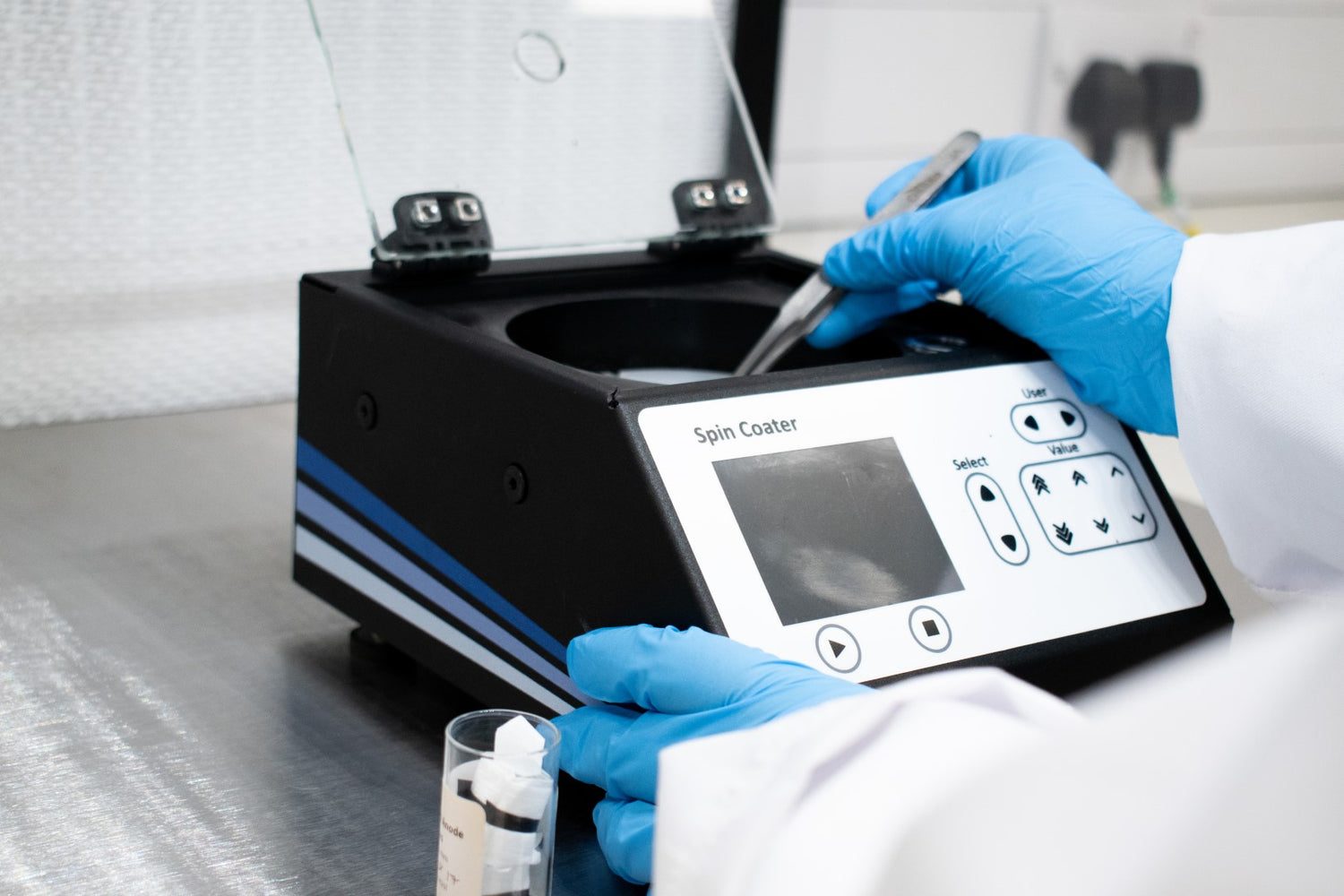 Spin Coater | Low Price, Vacuum-Free System | Ossila